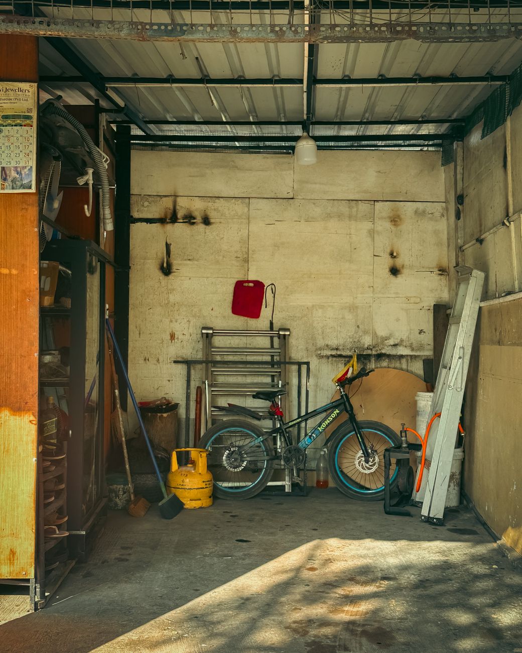 5 Garage Castoffs That Might Be Worth More Than You Think – saving savers