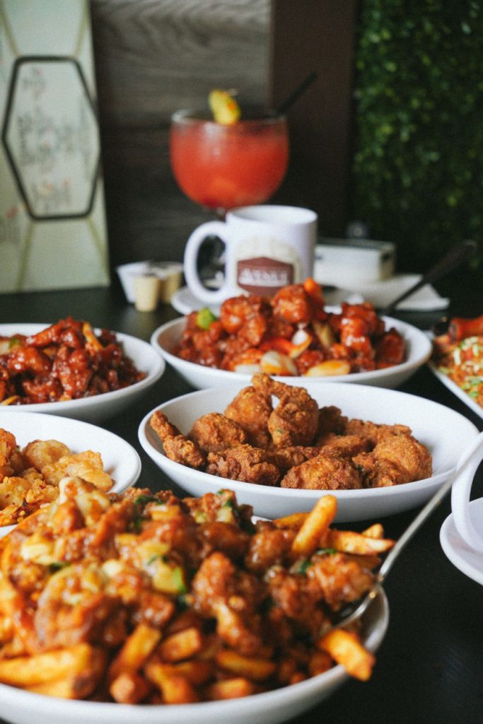 8 Restaurant Choices That Quietly Turn a Simple Meal Into a Bigger Bill ...